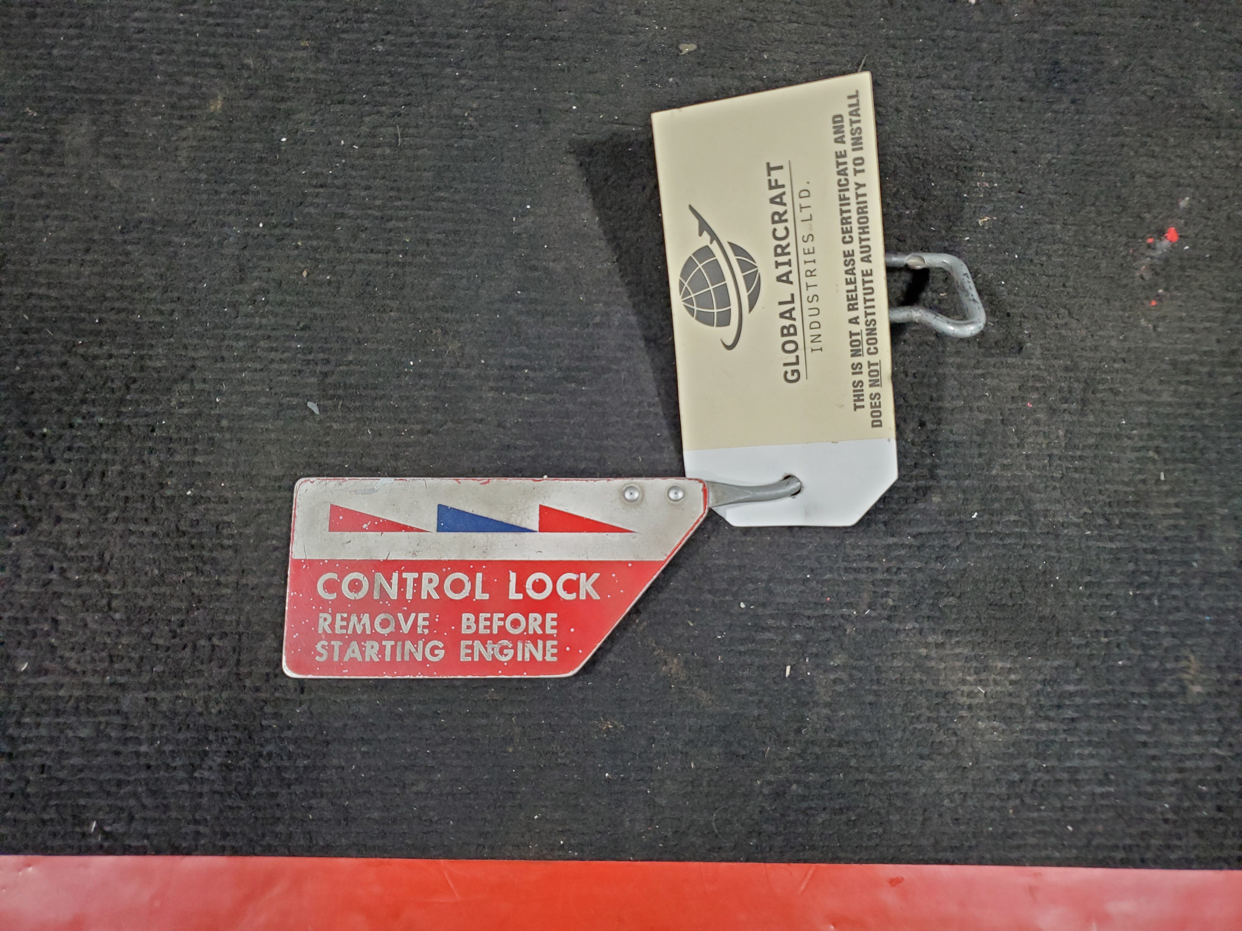 Control Lock Assy - Cessna - C-FWOK – Global Aircraft Industries