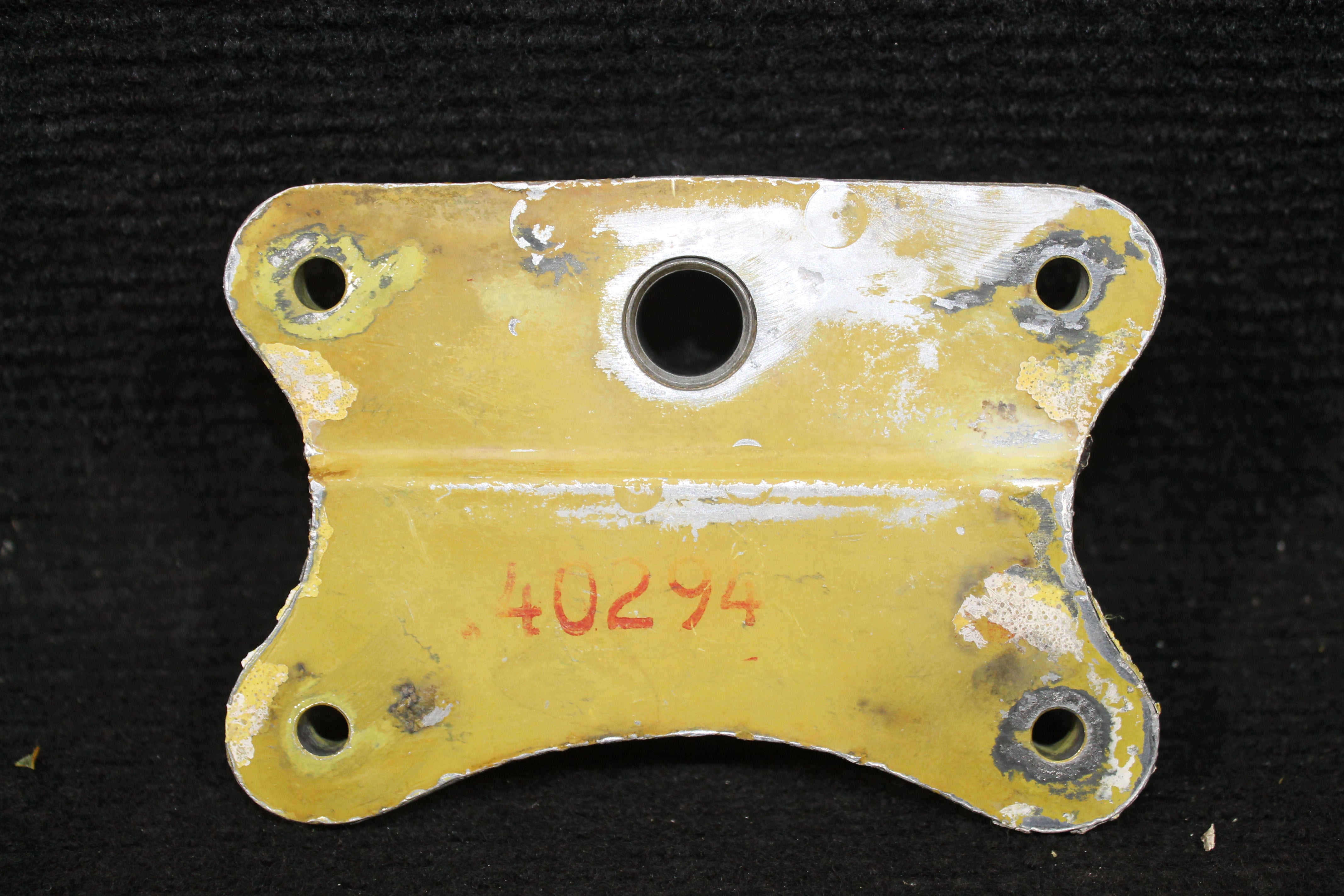 MLG Side Brace Fitting - AFT - Piper - C-FNCI – Global Aircraft Industries