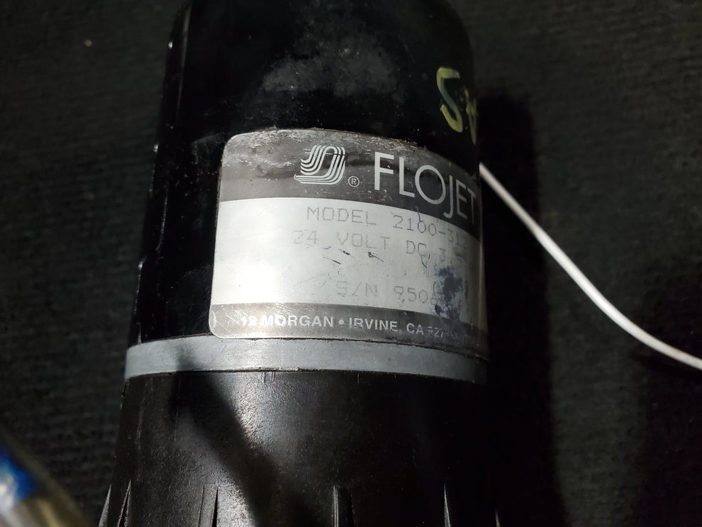 Fuel Pump - Flojet - 24V - C-FWAS – Global Aircraft Industries