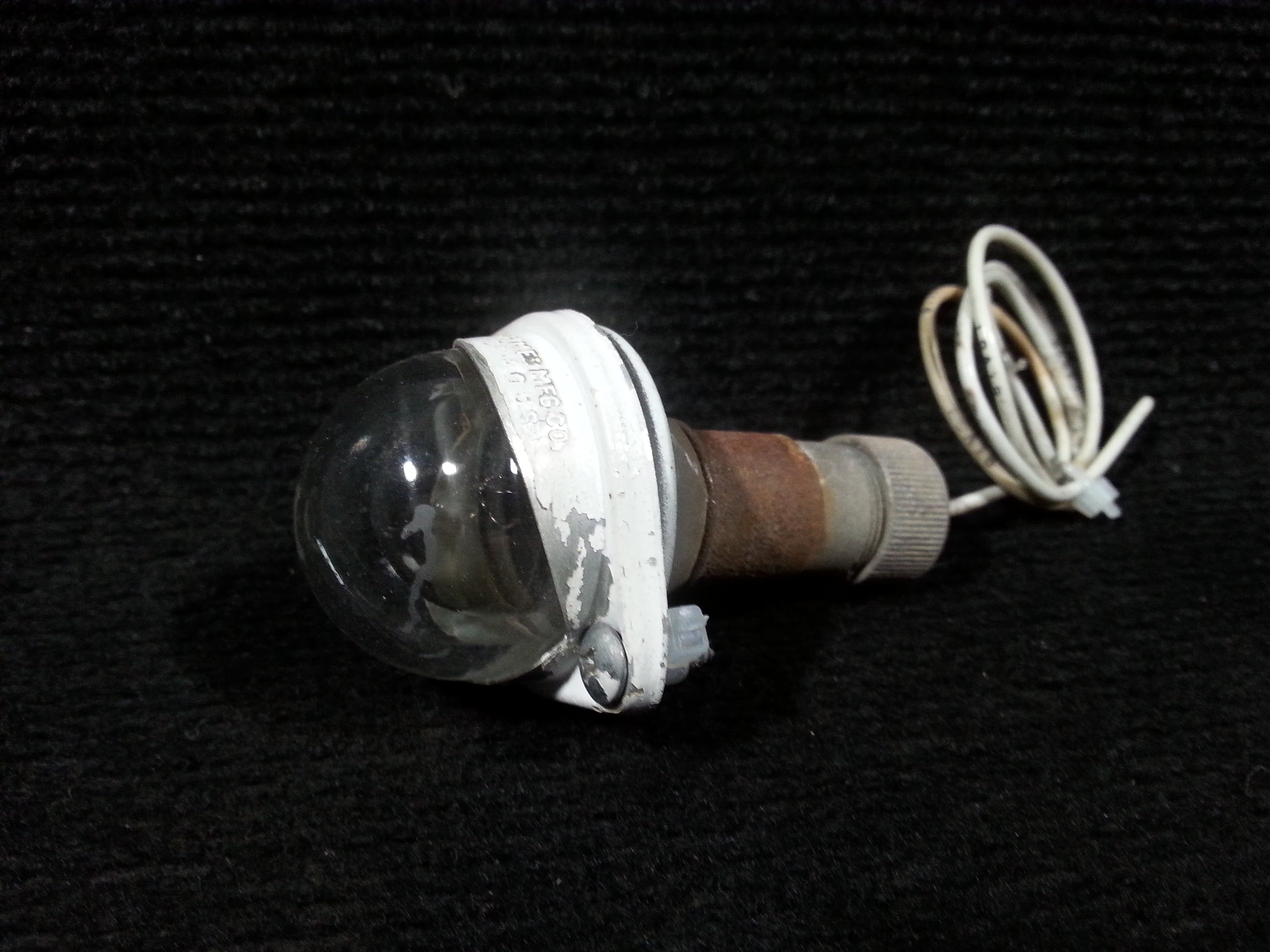 Rear Position Light - Grimes - C-FBPO – Global Aircraft Industries