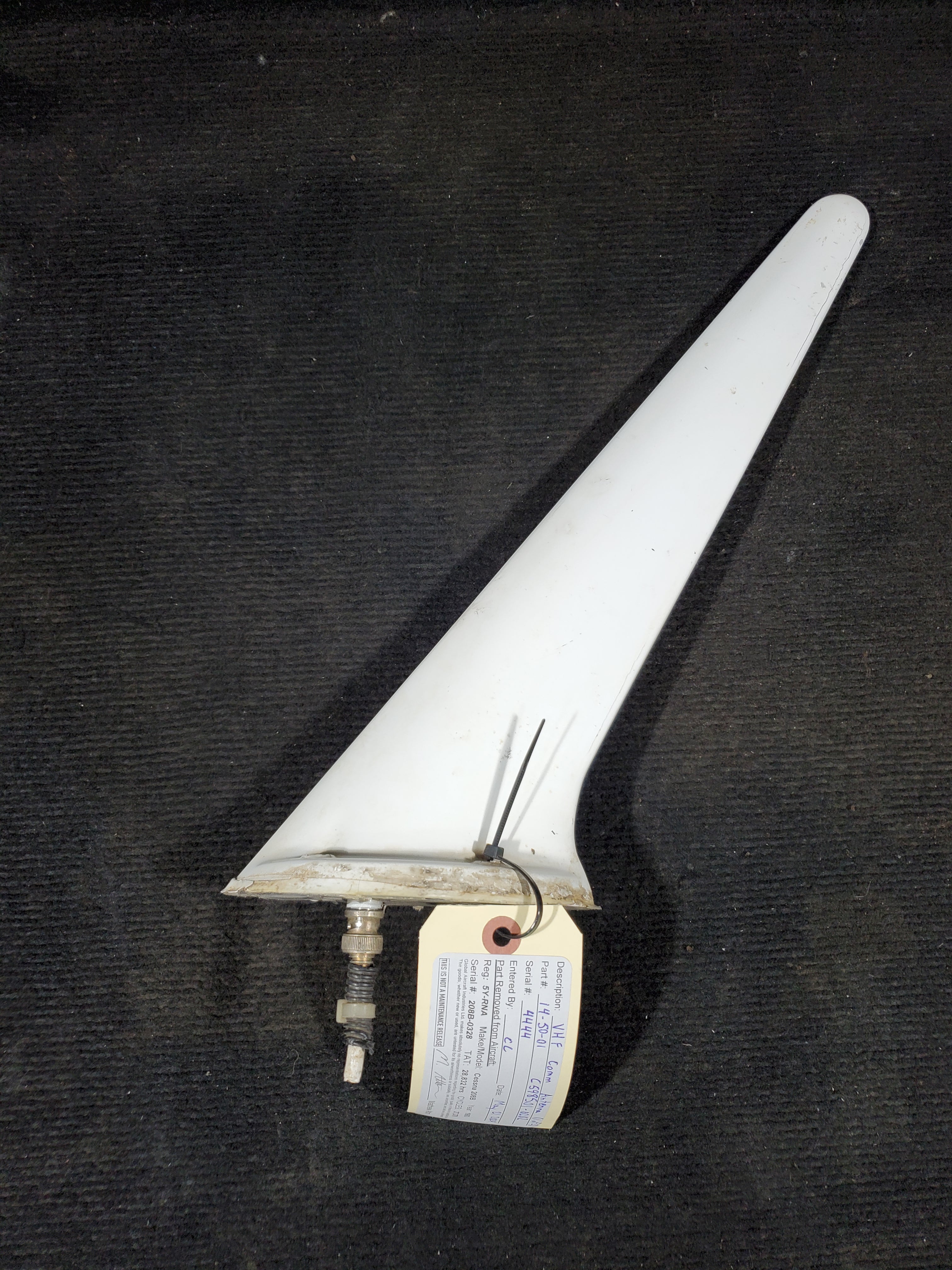 VHF Comm Antenna - 5Y-RNA – Global Aircraft Industries