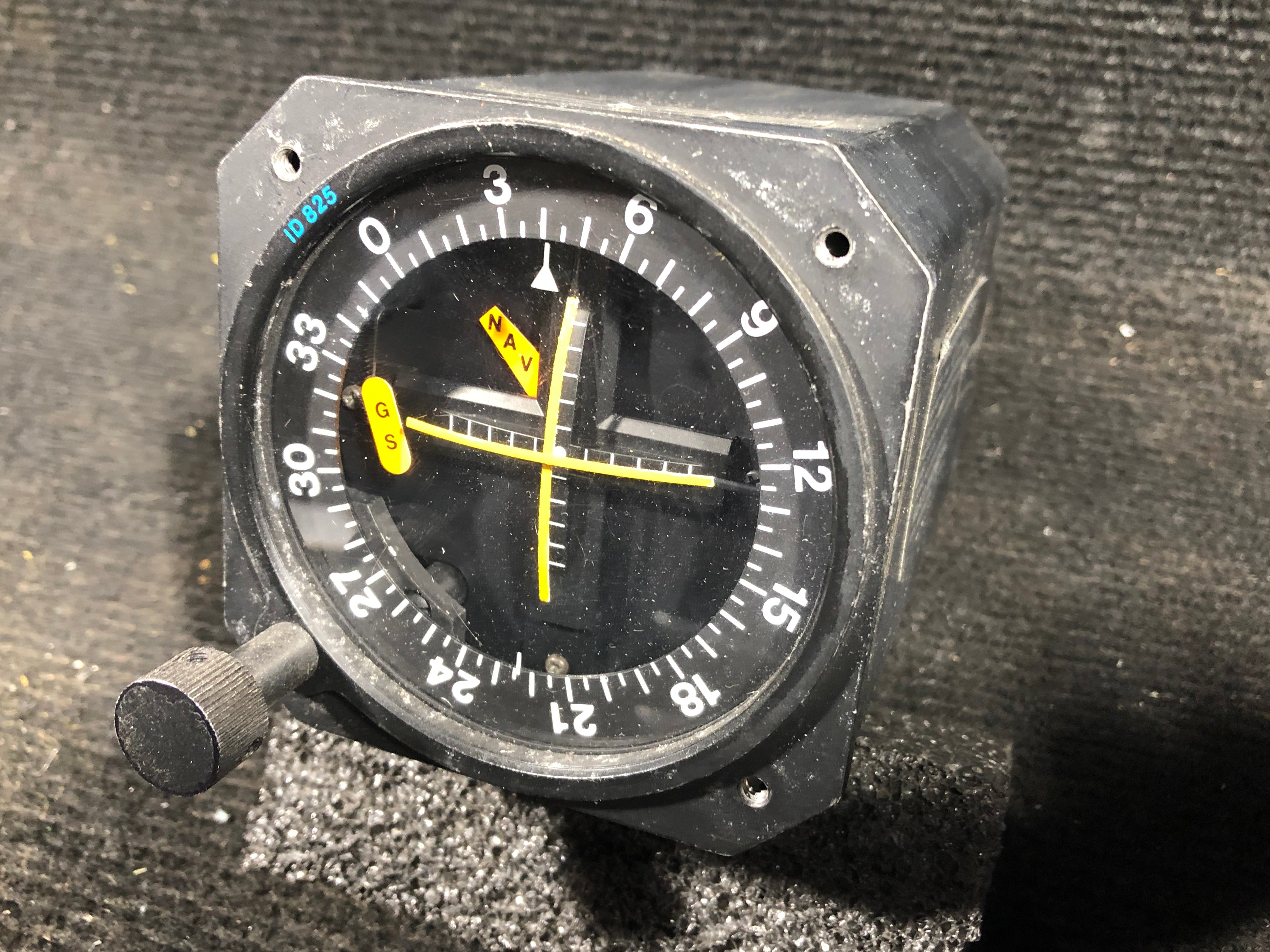 VOR/Glide slope Indicator - Narco - C-FFTB – Global Aircraft Industries