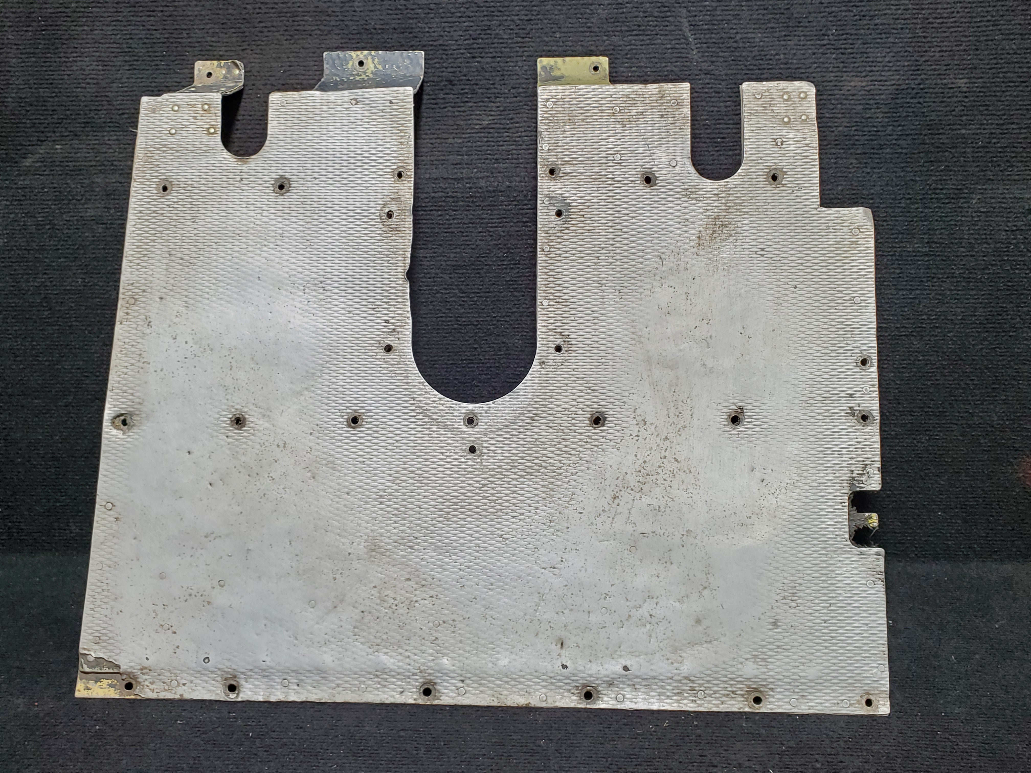 Scuff Plate Assy - Pilot - 5Y-RNA – Global Aircraft Industries