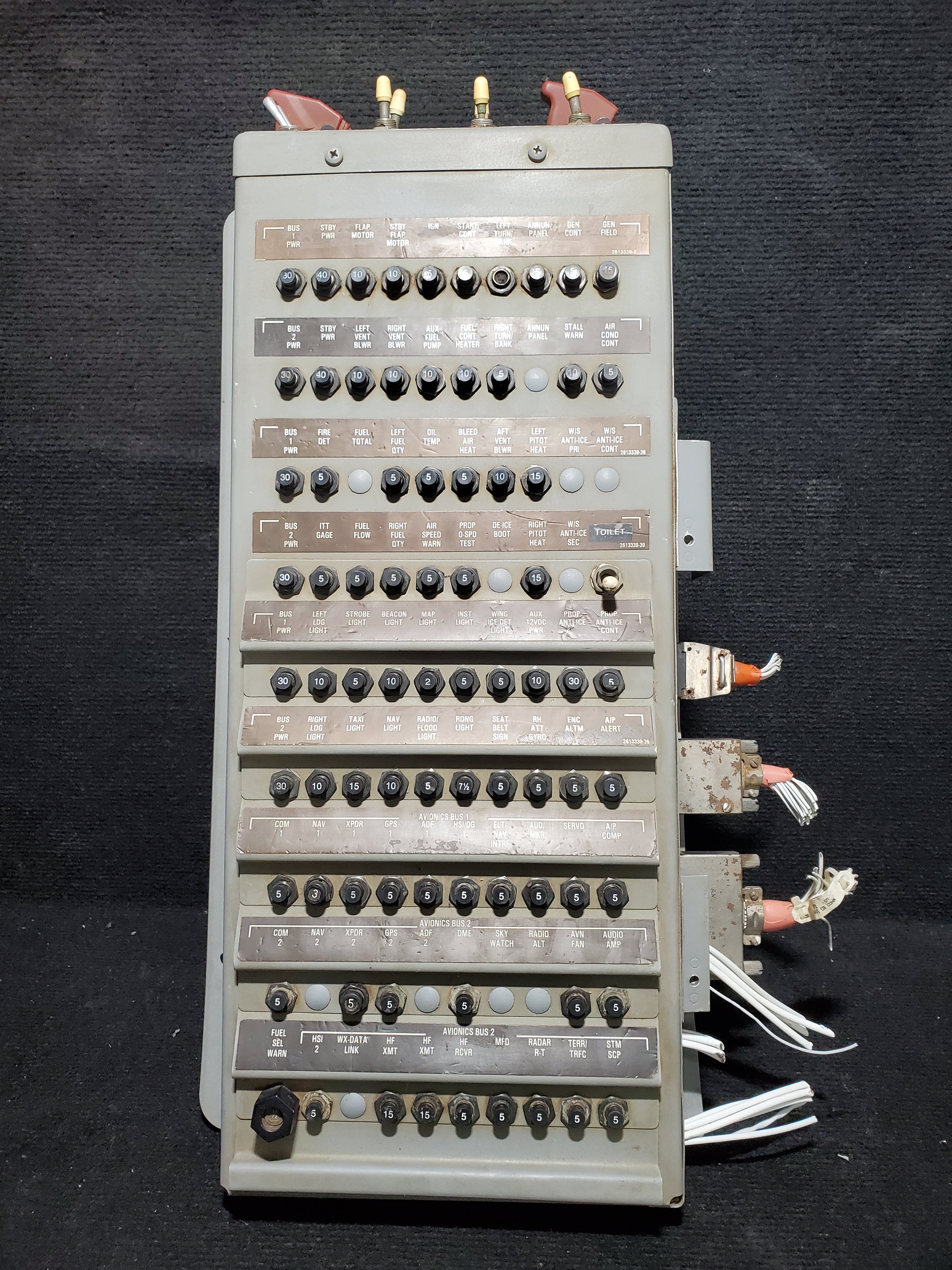 Circuit Breaker Panel Assy - Cessna - 5H-TAZ – Global Aircraft Industries