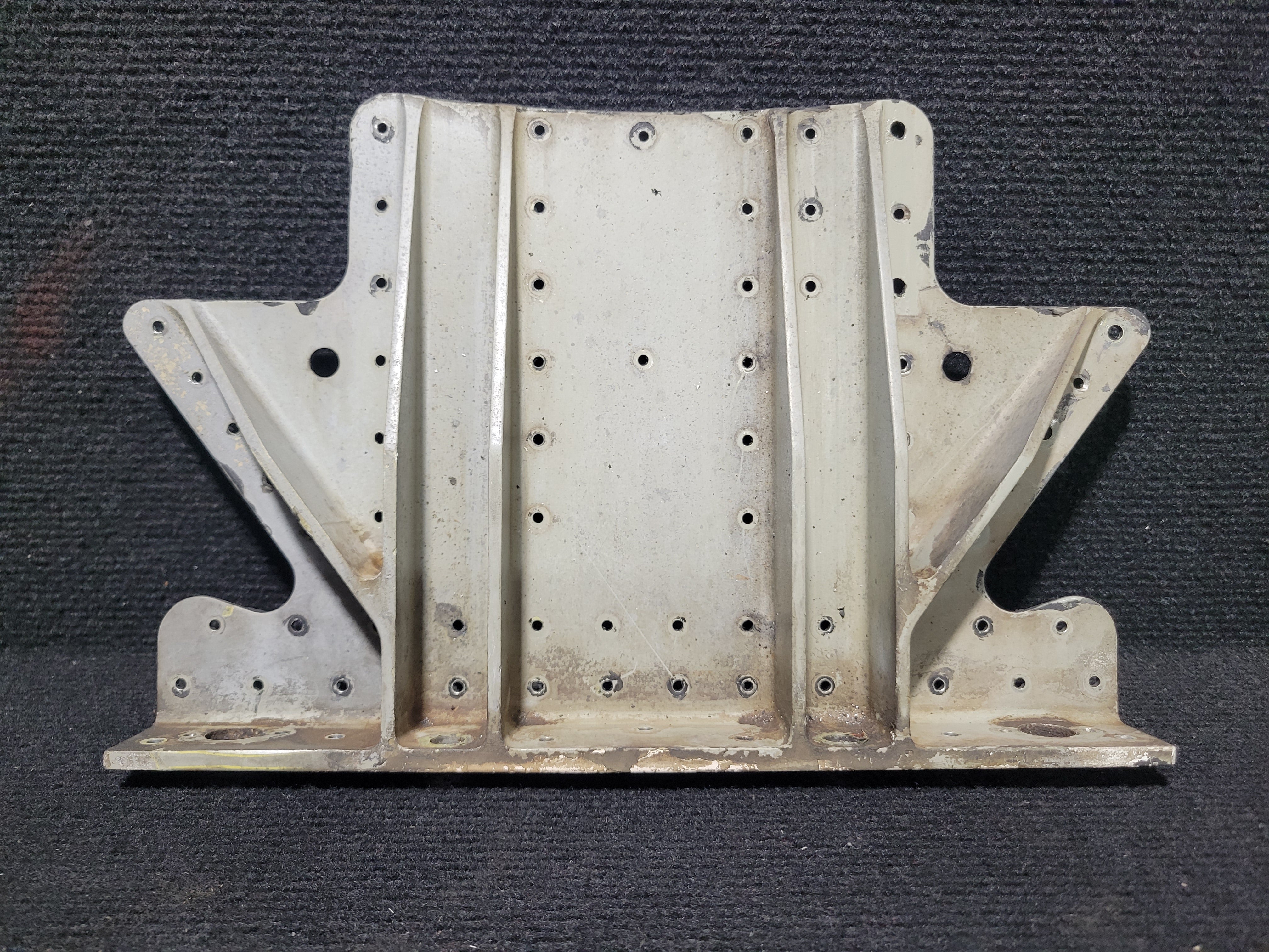 Nose Gear Attach Fitting - 5Y-ZBW – Global Aircraft Industries