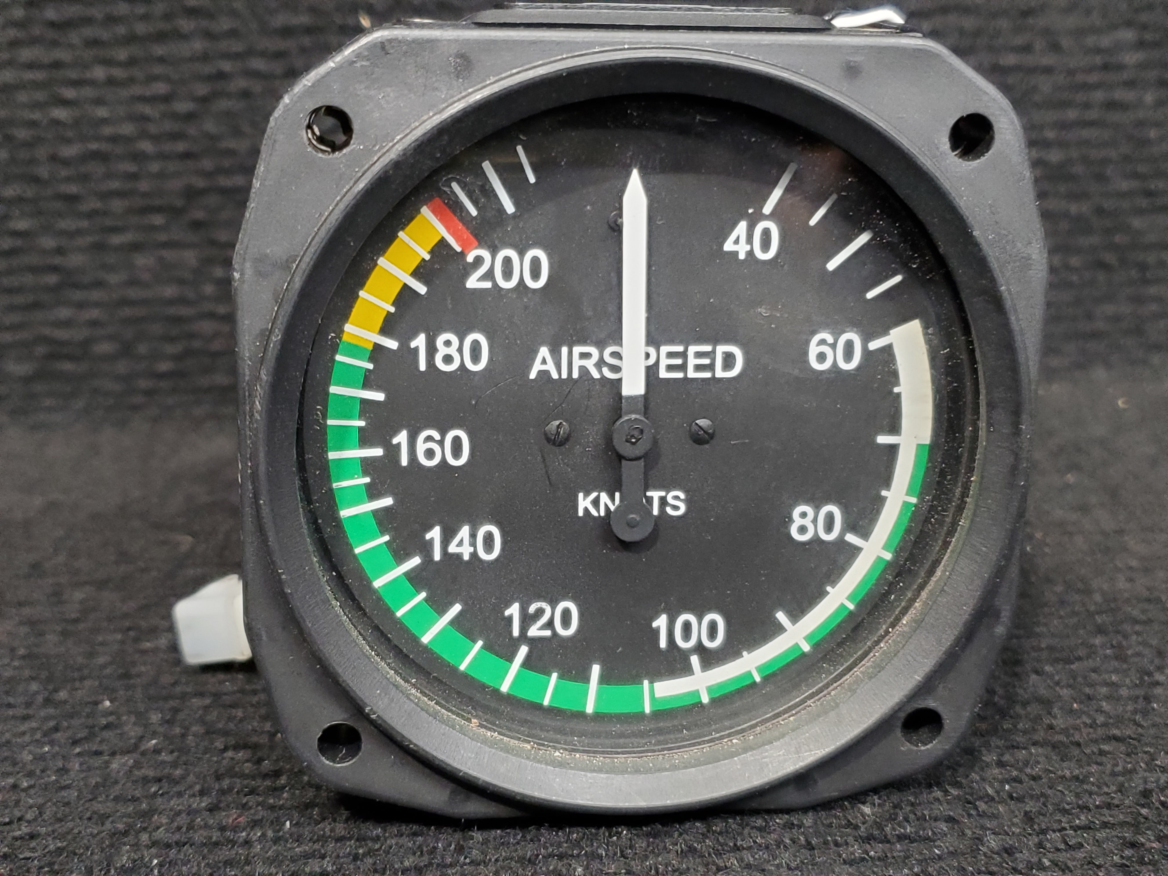 Airspeed Indicator - Cirrus - SigmaTek - C-GDJL – Global Aircraft ...