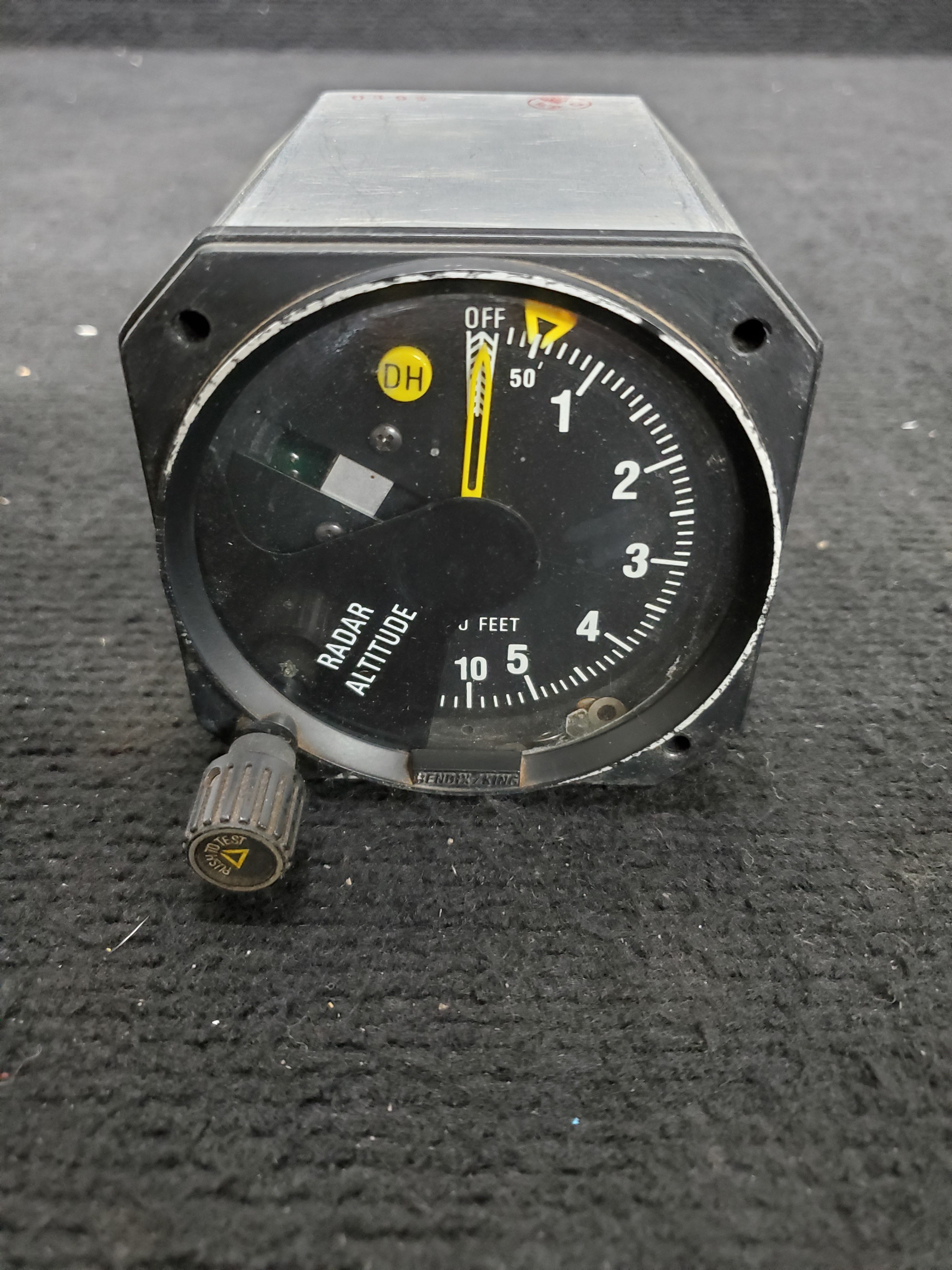 Radar Altitude Indicator - Bendix/King - 5Y-ZBW – Global Aircraft ...