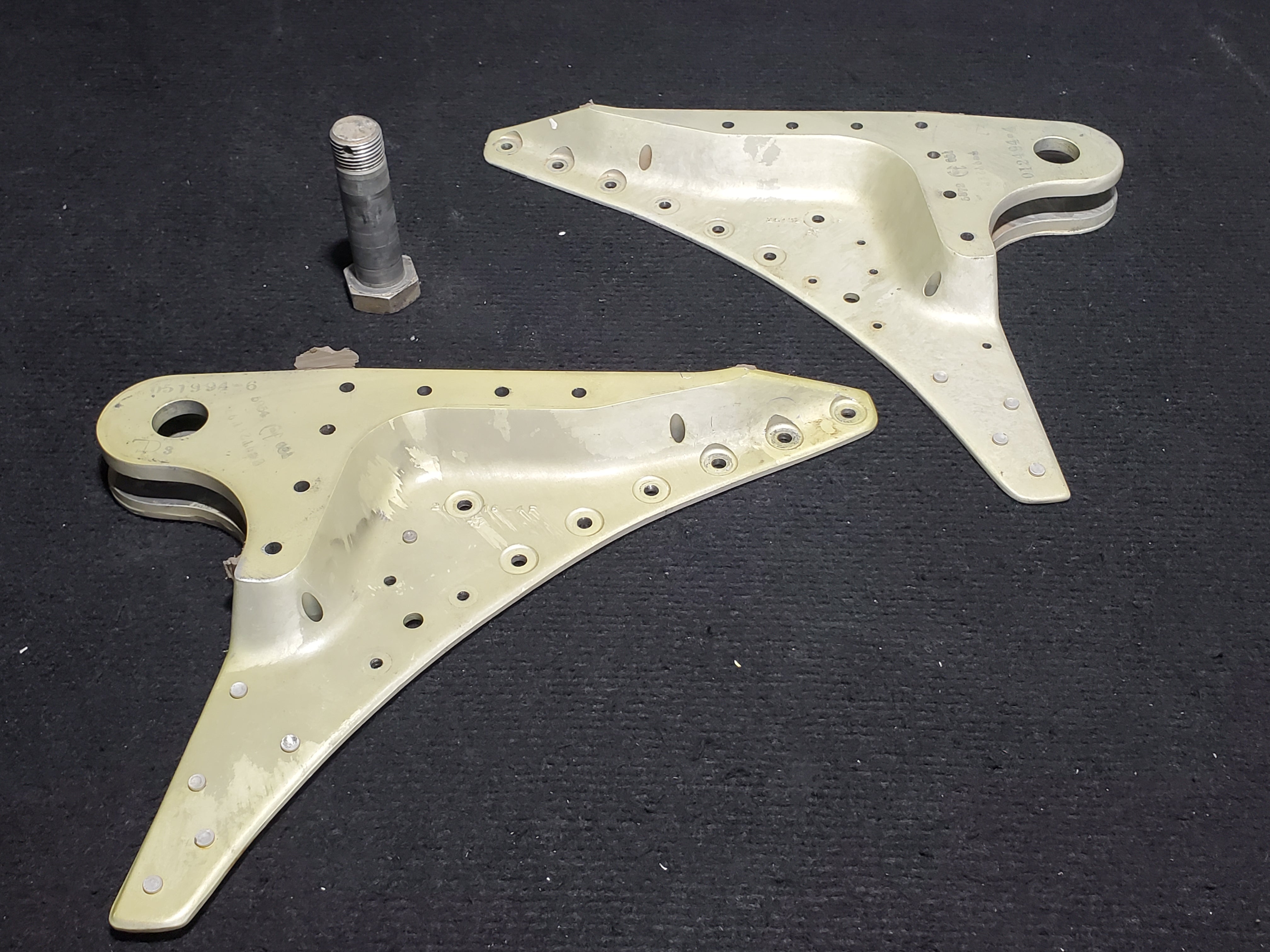 Wing Attach Fittings - Cessna - 5Y-ZBW – Global Aircraft Industries
