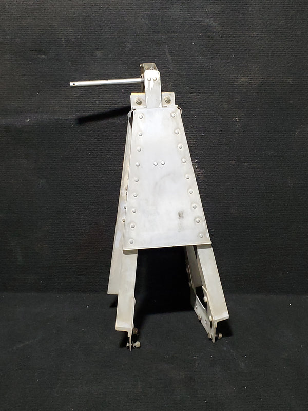 Rudder Gust Lock - Cessna - 5Y-ZBW – Global Aircraft Industries