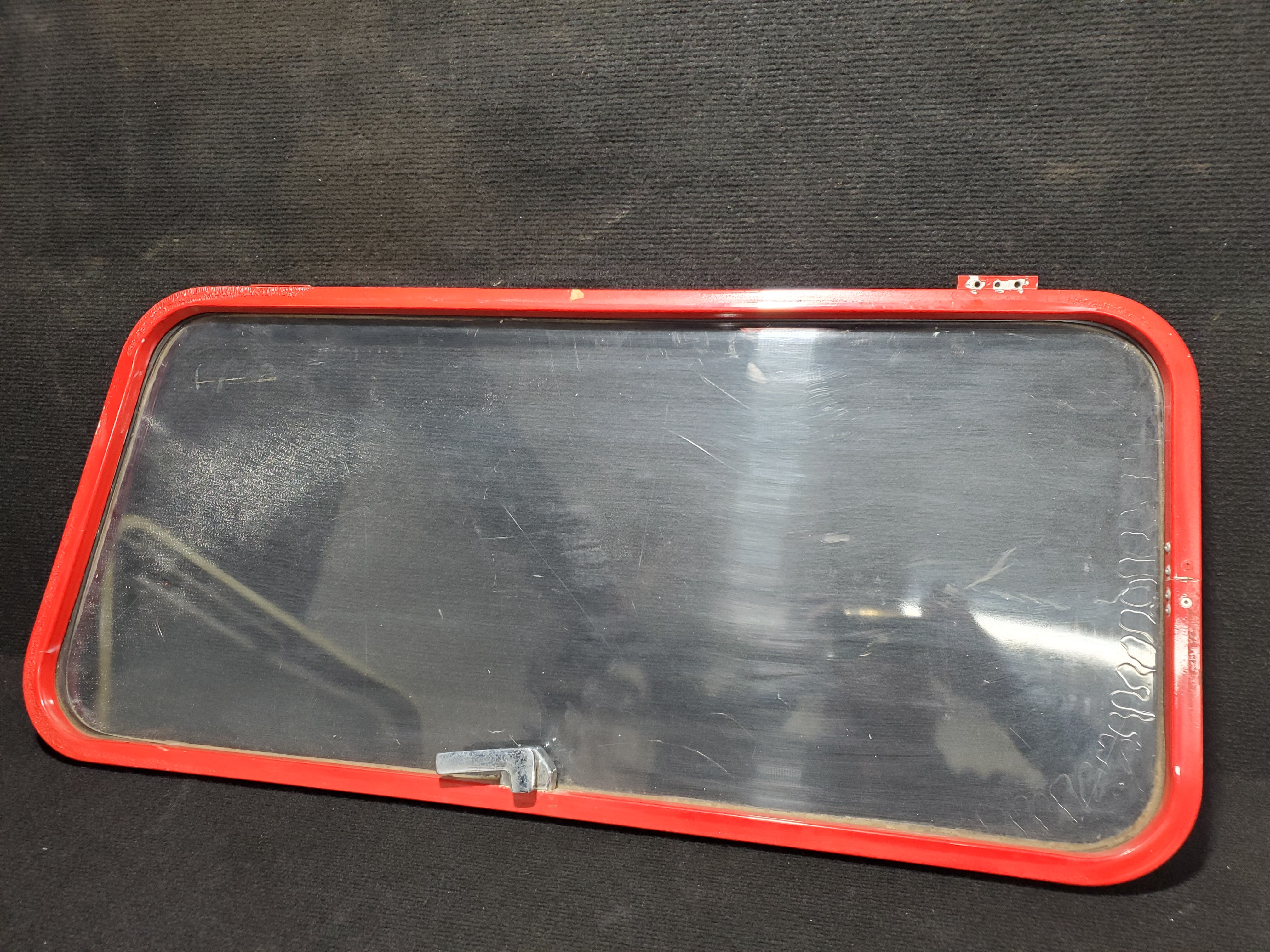 Window Frame - RH - Cessna - 5H-MRF – Global Aircraft Industries
