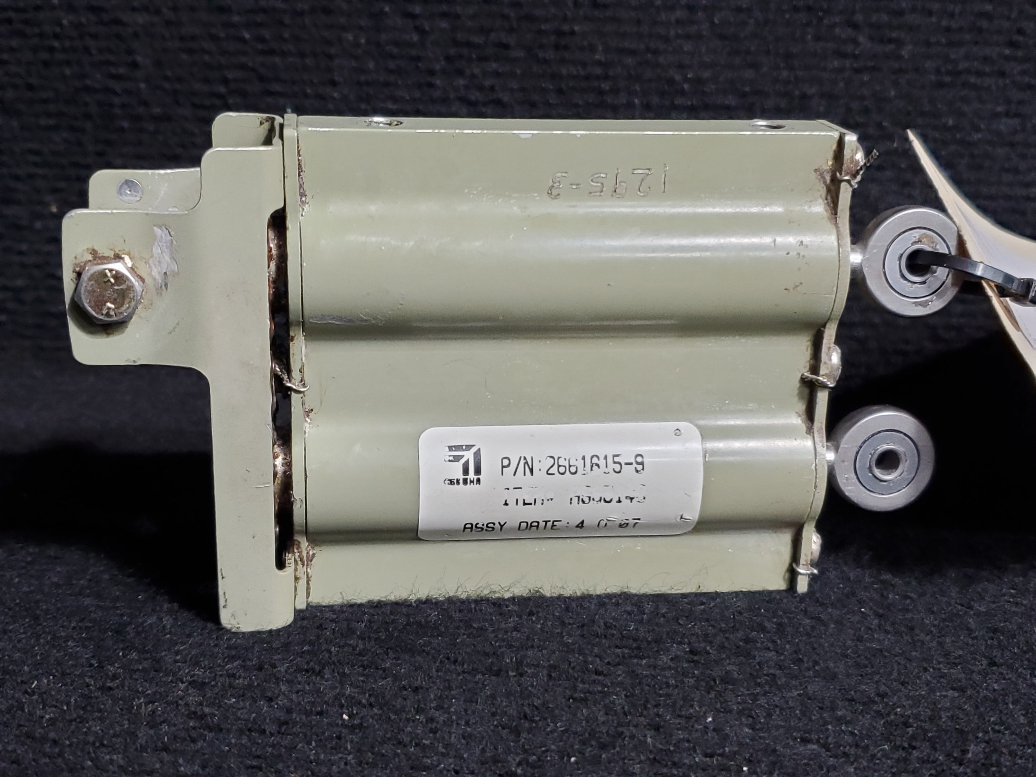 Aileron Trim Actuator Assy - Cessna - 5Y-RNA – Global Aircraft Industries