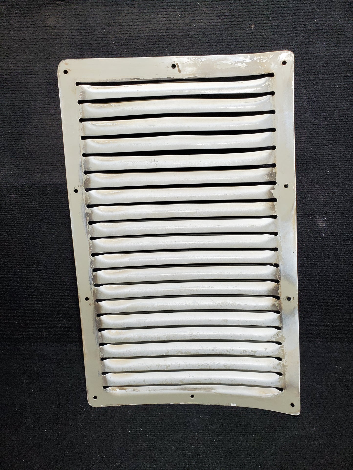 Louvered Panel - Outlet - 5H-TAZ – Global Aircraft Industries