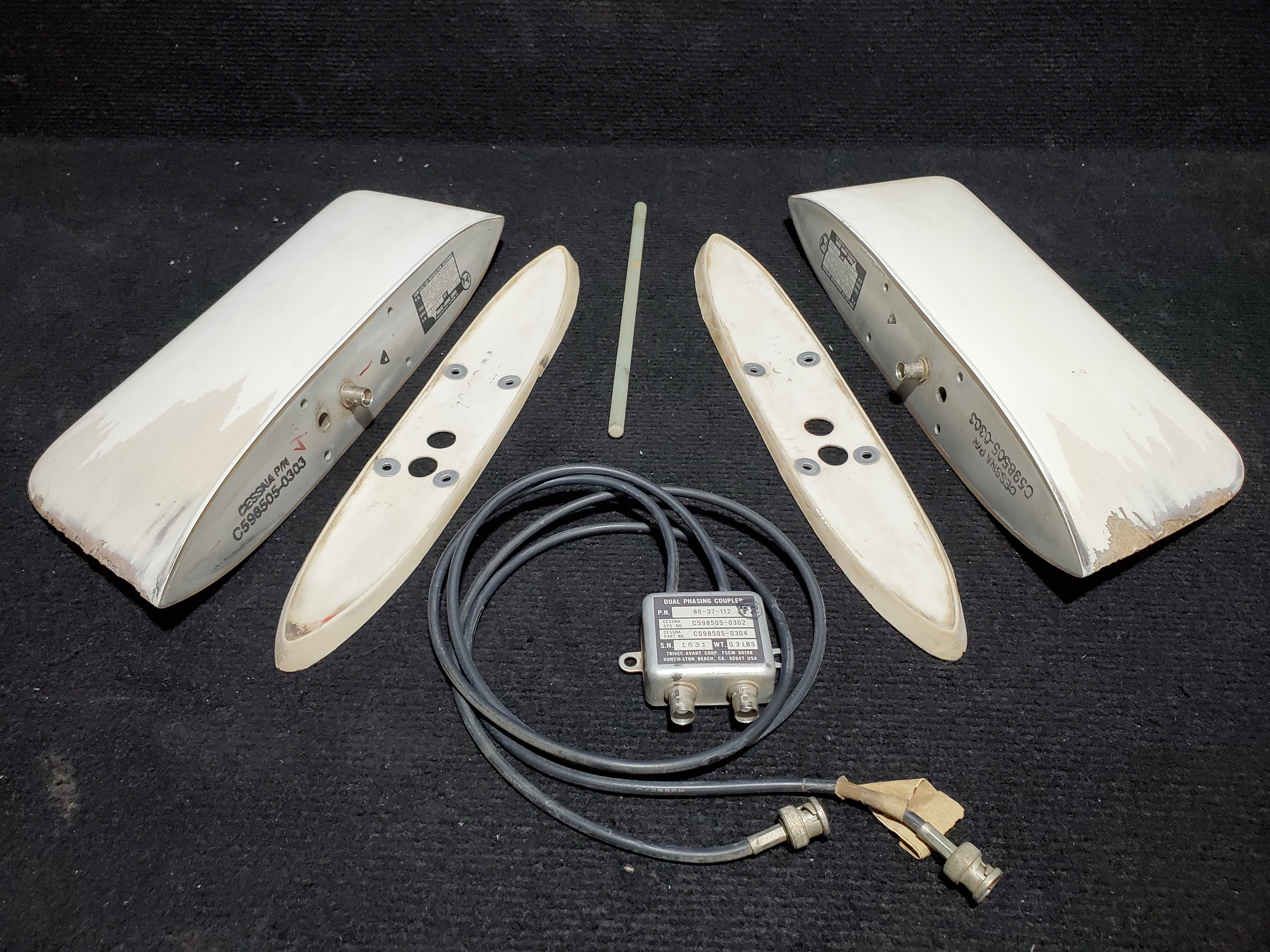VOR/LOC/GS Navigation System - Trivec Avant Corp - 5H-NWA – Global ...